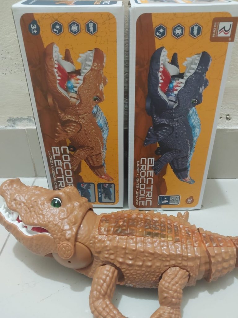 Crocodile Toy with LED Light Up for Kids and Toddlers 3 to 12 Years Old ...
